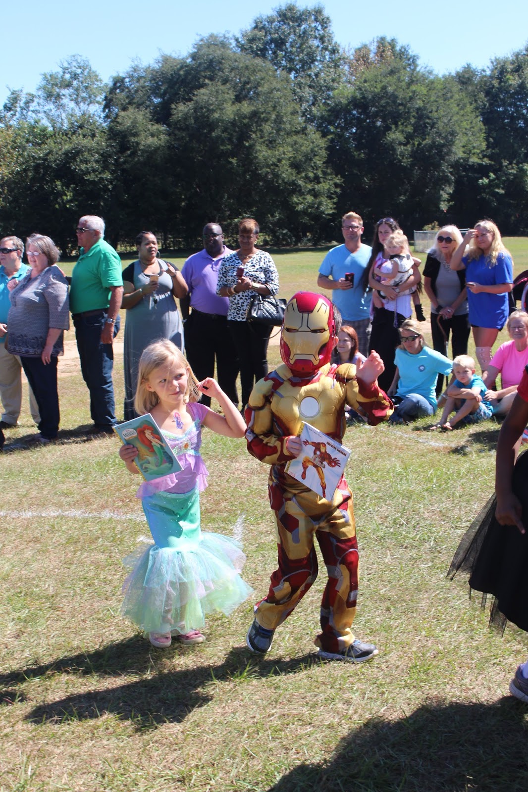 2016 Book Character Parade - Wiley Adventures