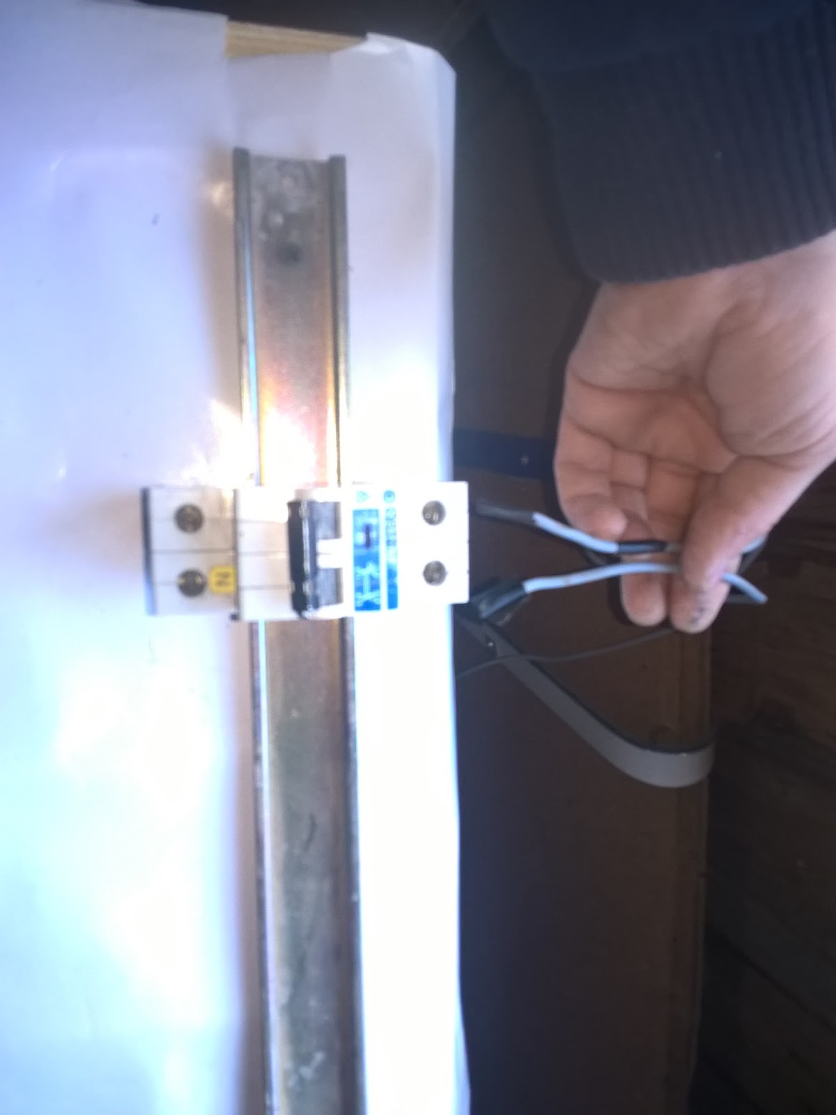 Electricitate generala: Cap scara cruce (schema circuit electric)