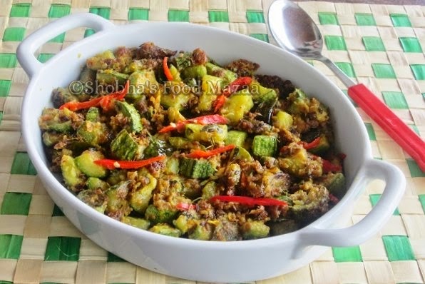 Shobha's Food Mazaa: ZUCCHINI SABZI / STIR FRY