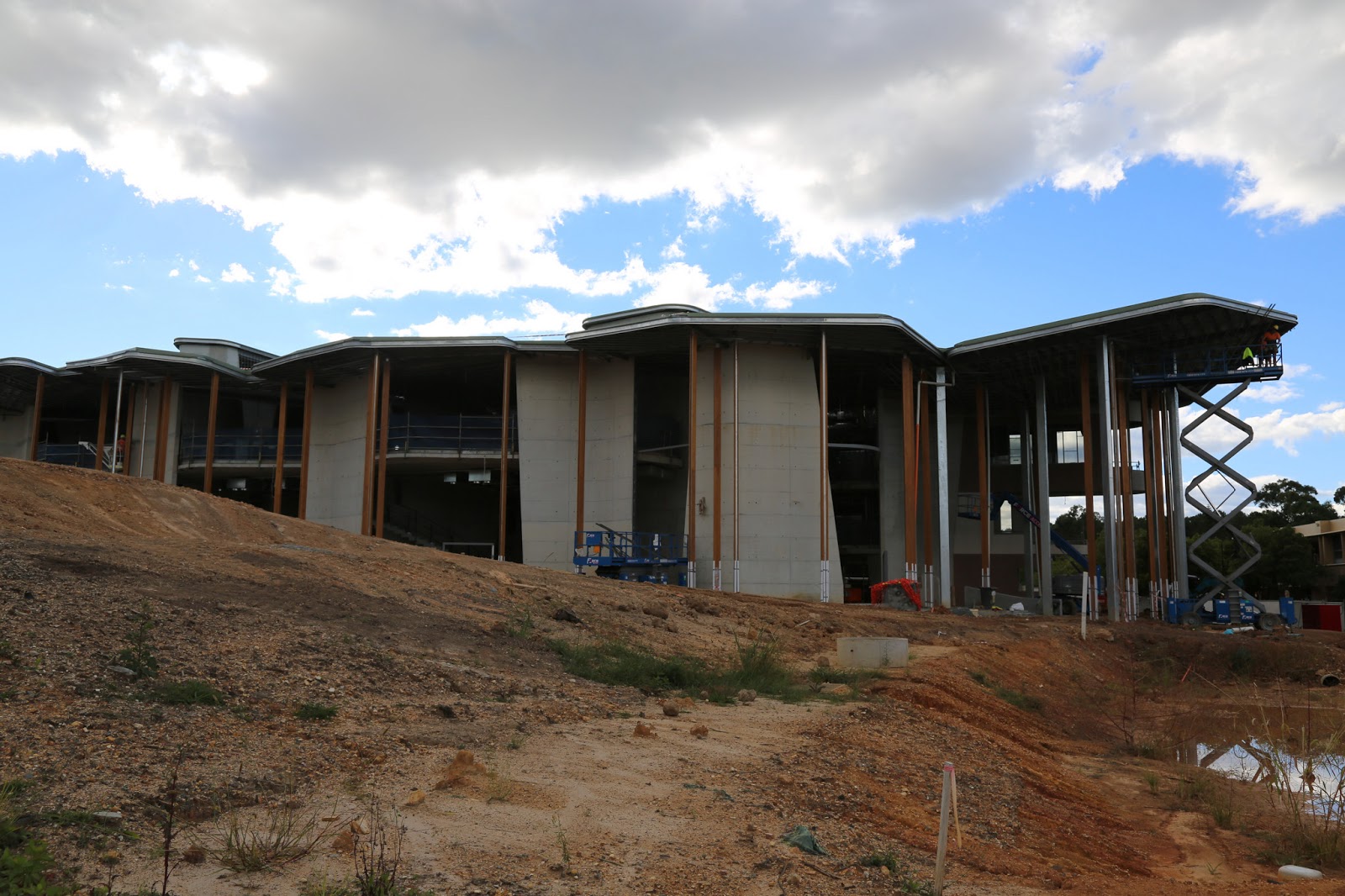 voussoirs: CRAB ARCHITECTURE AT BOND UNIVERSITY - PART 1