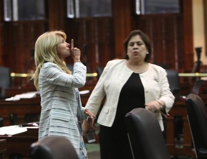 jobsanger: Two New Political Stars And A Raucous Crowd Combine To ...