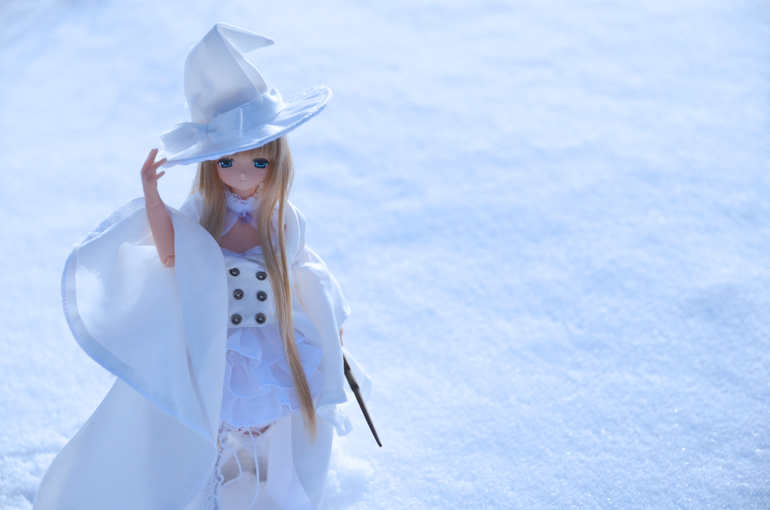 Pureneemo Diaries: Witch in the Snow and Nendoroid 369