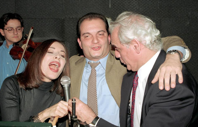 ΜΙΑ ΦΟΡΑ ΚΙ ΕΝΑΝ ΚΑΙΡΟ ΤΟΤΕ... ΣΤΟ ΠΕΡΙΒΟΛΙ Τ ΟΥΡΑΝΟΥ Ο ΑΚΗΣ ΜΕ ΤΟΝ ...
