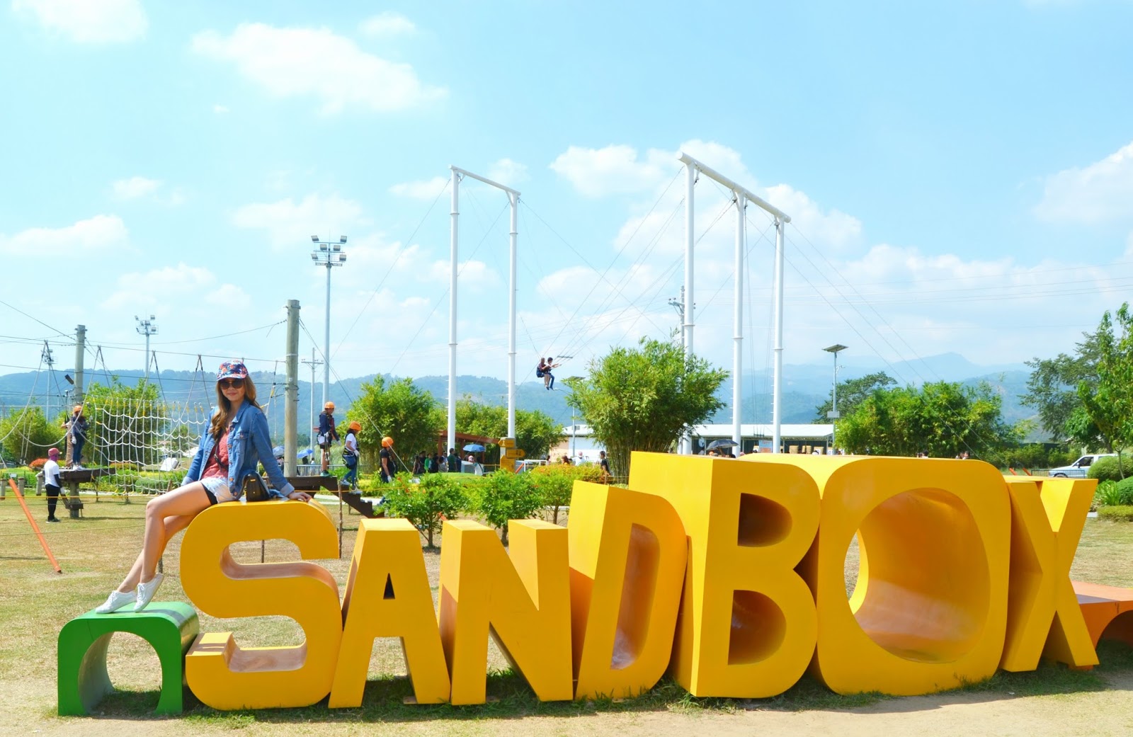 The Bandwagon Chic: Sandbox: A Sprawling Adventure