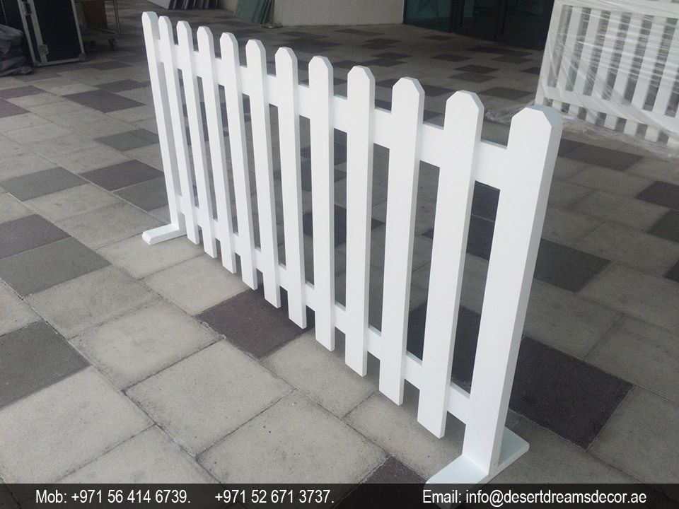 Supply and Installing Wooden Fences in UAE.: Wooden Fence in UAE | Free ...
