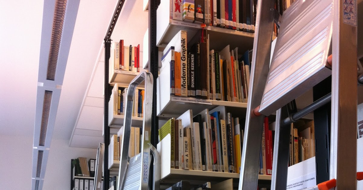 ArtLibraryCrawl: dOCUMENTA Archive and Research Library