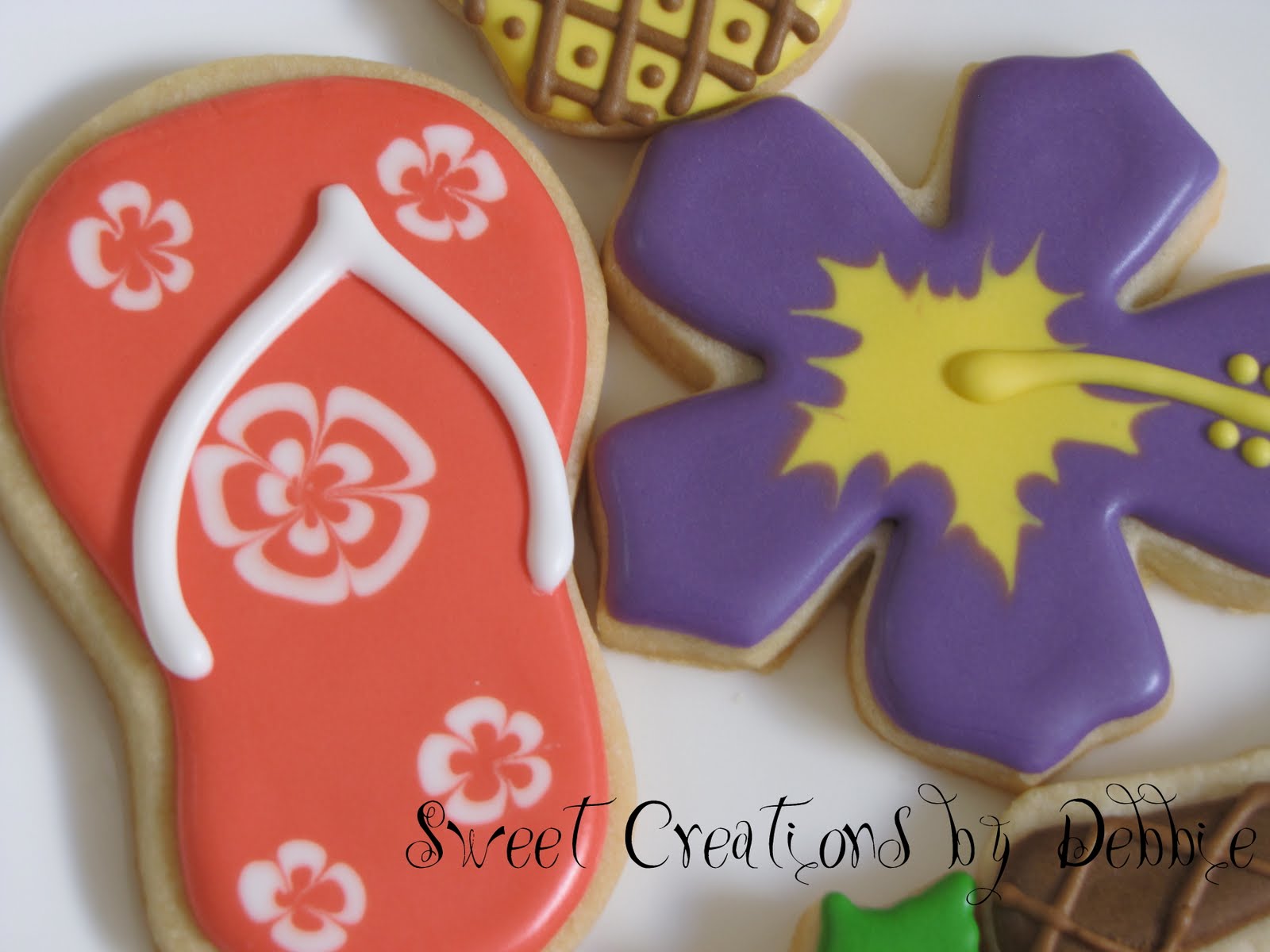 Sweet Creations by Debbie: Hawaiian Luau-Themed Cookies