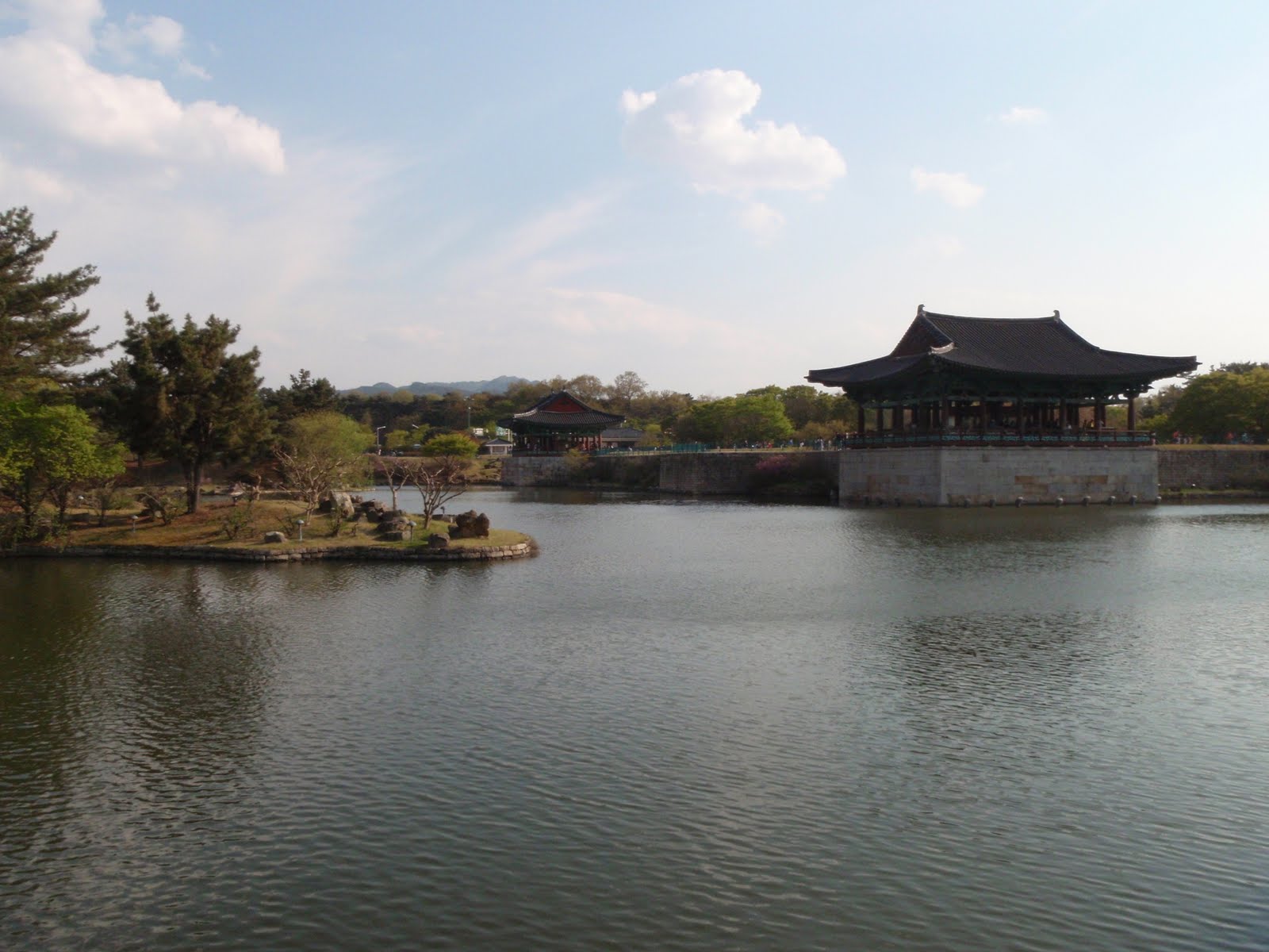 Let's ROK and Roll: The Museum Without Walls
