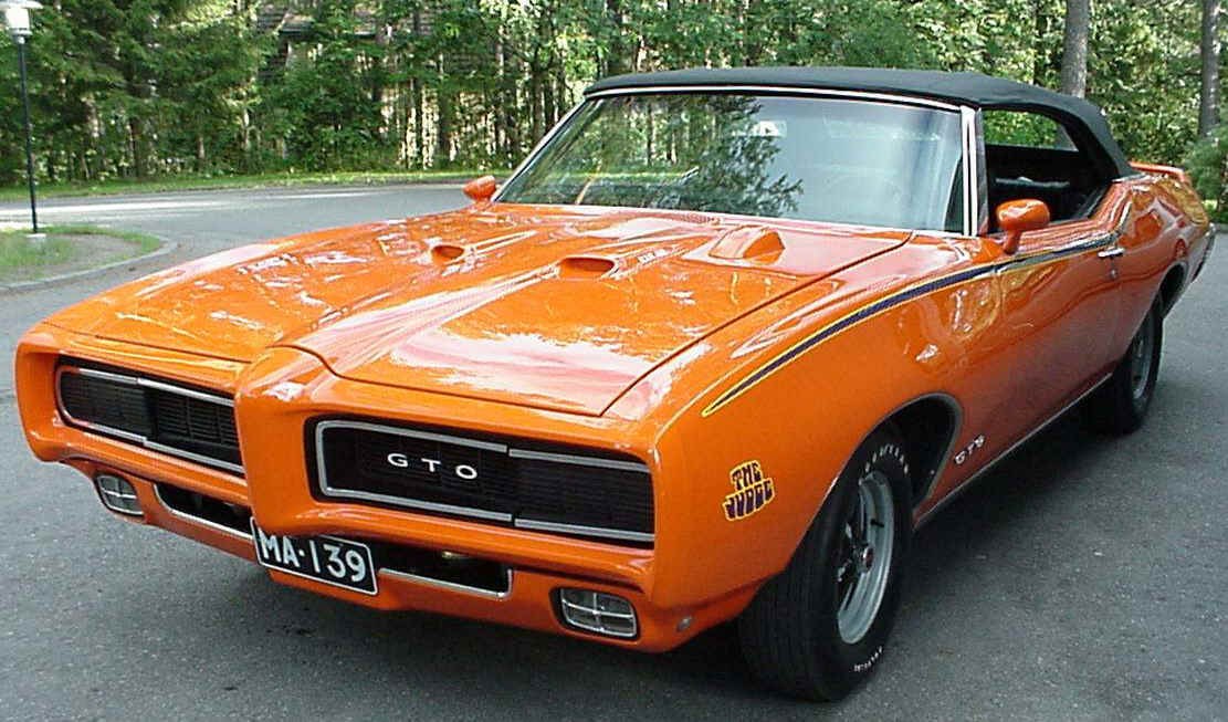 The Hottest Muscle Cars In the World: First Muscle Car of Pontiac GTO