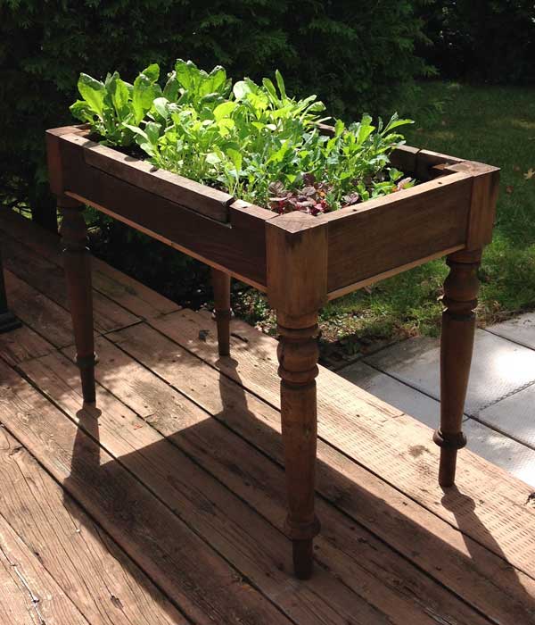How to Make a Lettuce Table from Cast Off Furniture | Creative Green Living