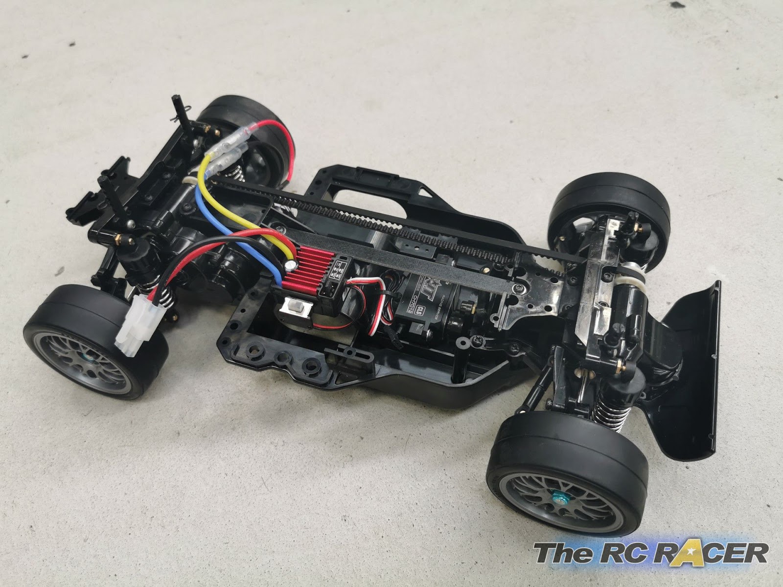 47443 Tamiya TA03R-S Porsche 911 GT1 street Build and Review | The RC Racer