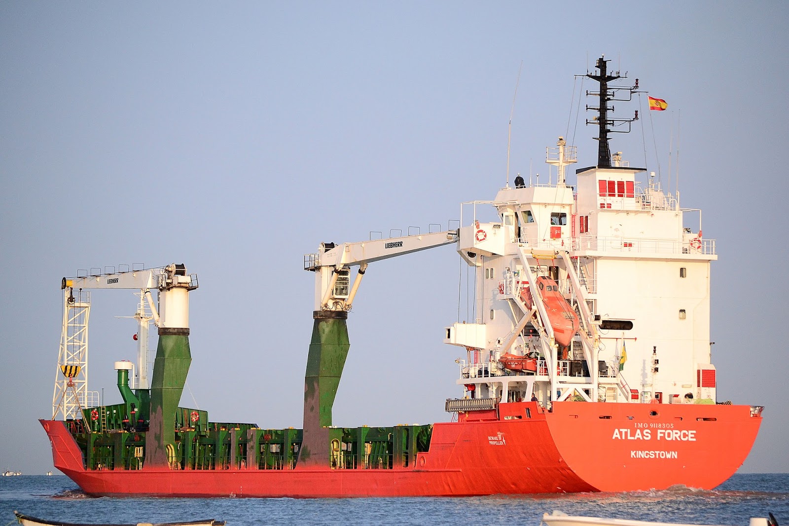 BUQUES MERCANTES A SU PASO POR SANLUCAR DE BARRAMEDA: ATLAS FORCE