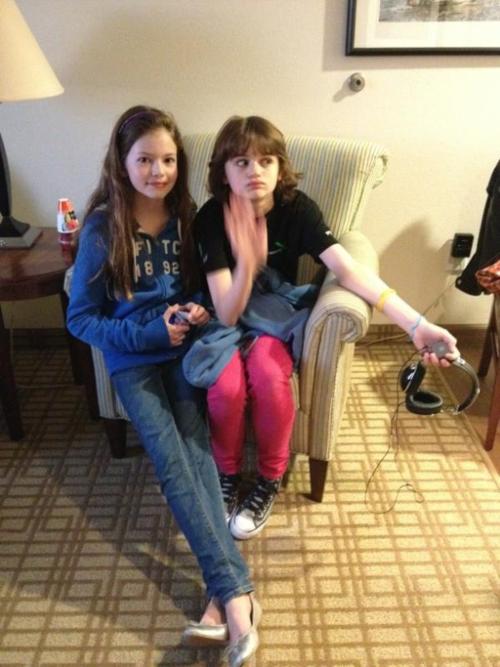 Mackenzie Foys Wardrobe Mackenzie With Joey King