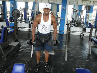 world bodybuilders pictures: west indies bodybuilder Julio Cesar Casaran