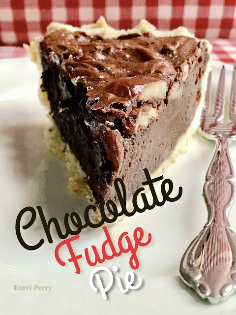 Blue Ribbon Kitchen: Chocolate Fudge Pie