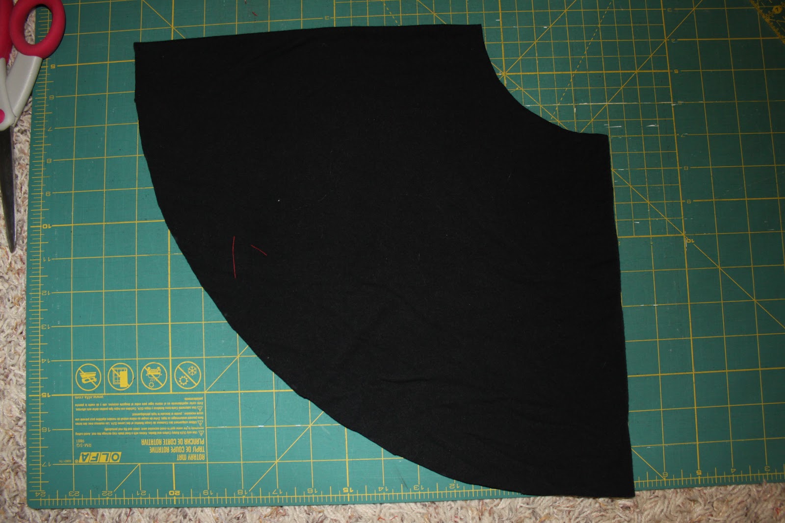 sew easy being green: Pirate Queen Layered Skirt Tutorial