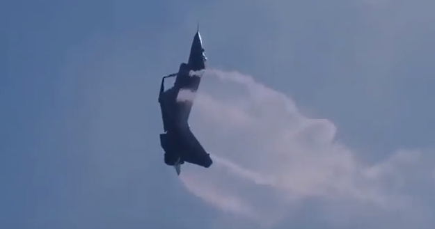 Military and Commercial Technology: J-10B aerobatic demo (WS-10B engine ...