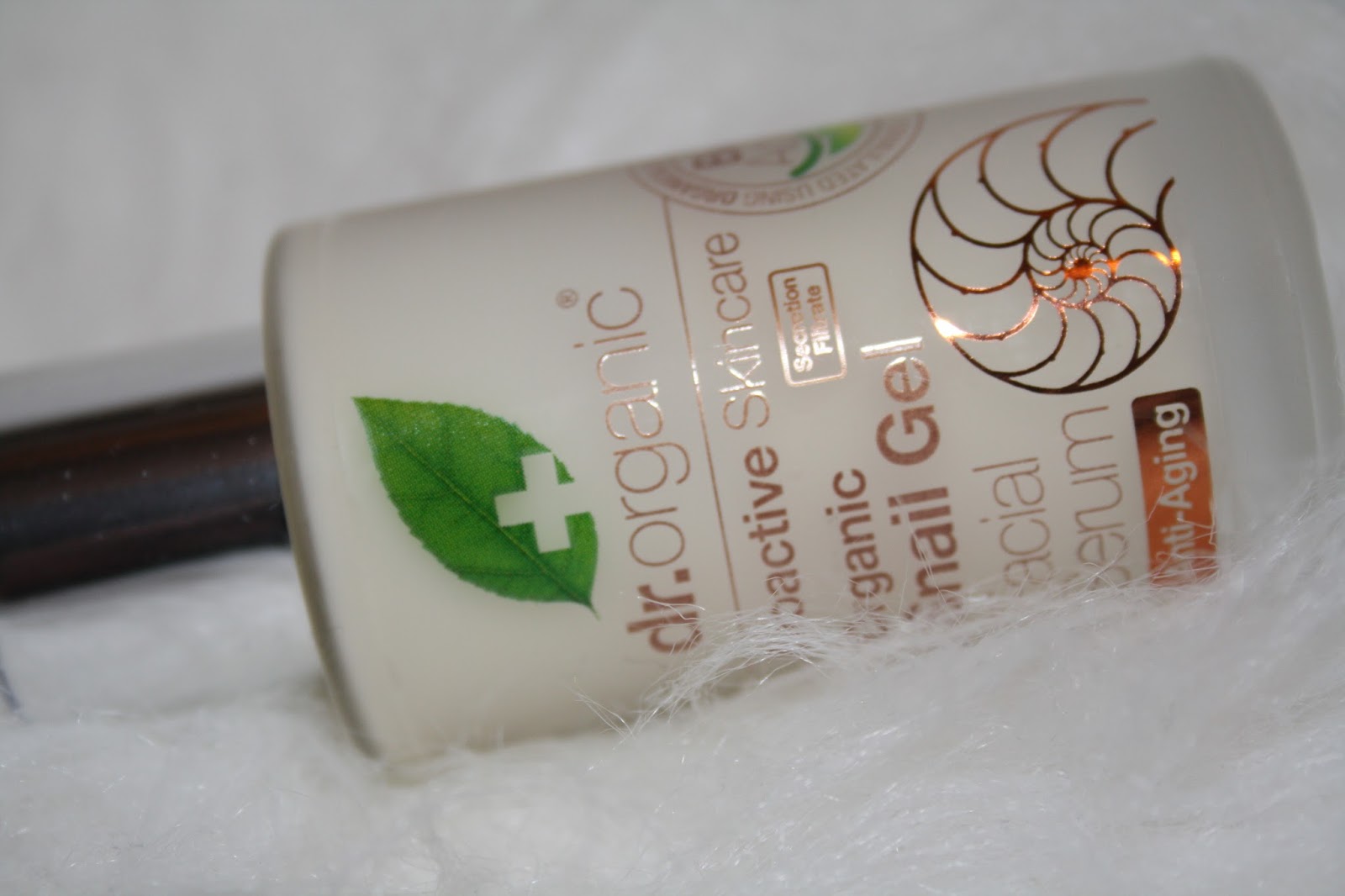 Beautyqueenuk | A UK Beauty and Lifestyle Blog: Dr Organic Snail Gel ...