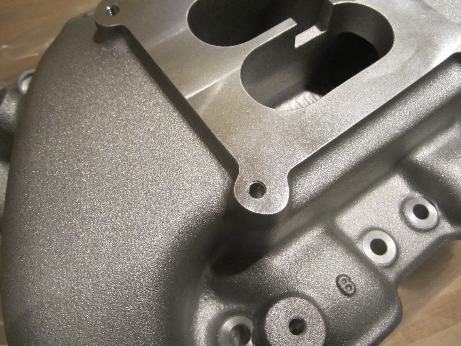 Kvicksilverpuman: My new Blue Thunder 351C-4V intake manifold.