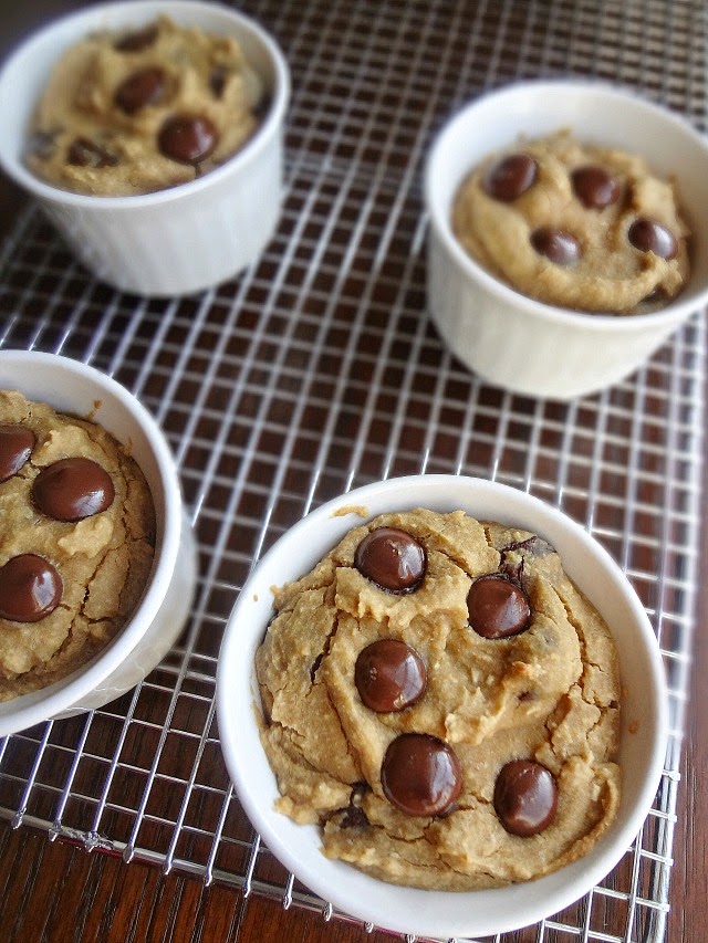 The Cooking Actress: Healthy Deep Dish Chocolate Chip Cookies {Gluten ...