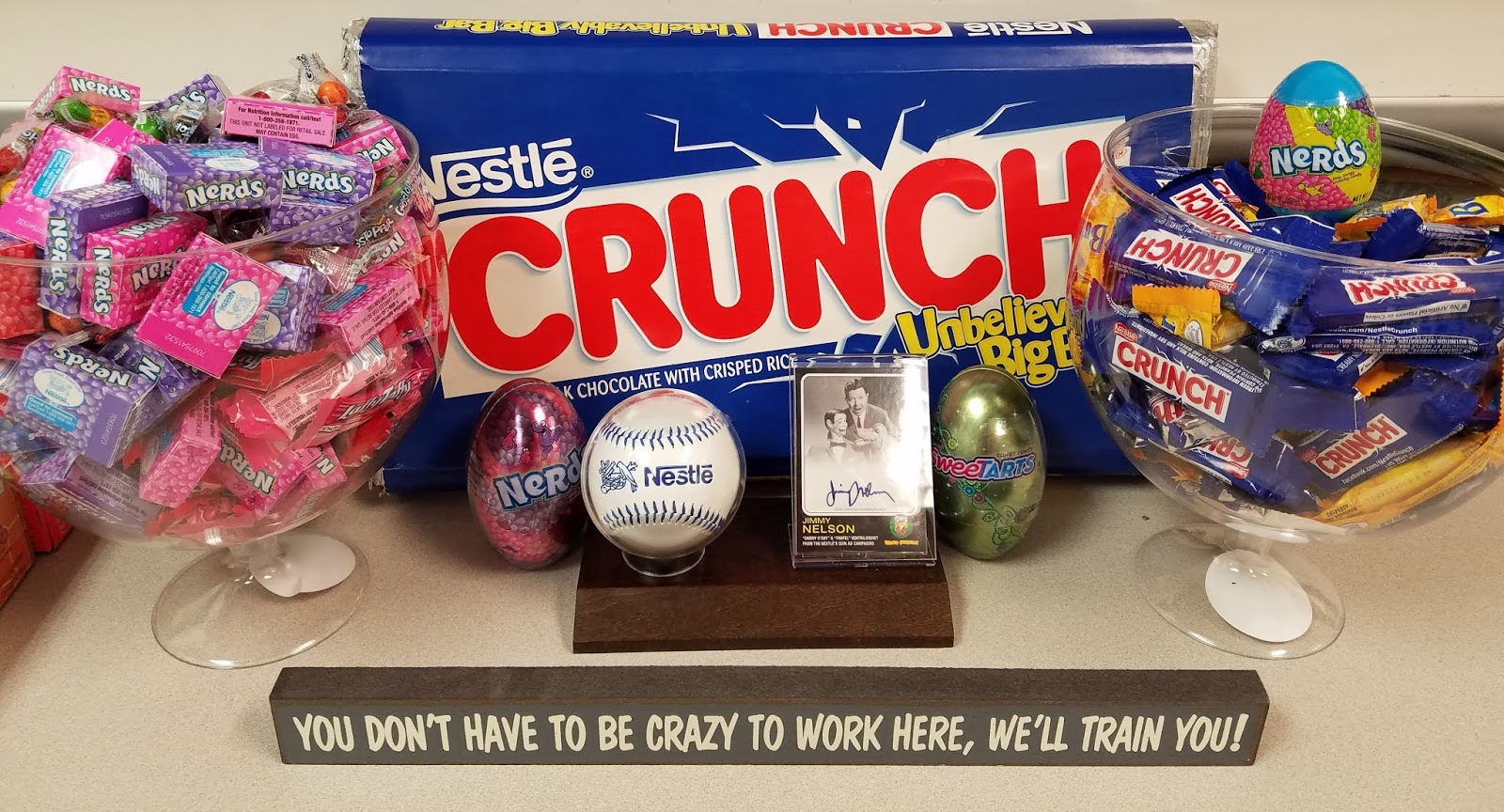 Neon Rocketship: An Unbelievably Big Crunch Bar