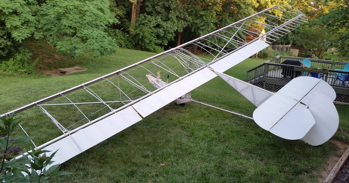 Building adventures of an Ultralight Glider: Another backyard test ...