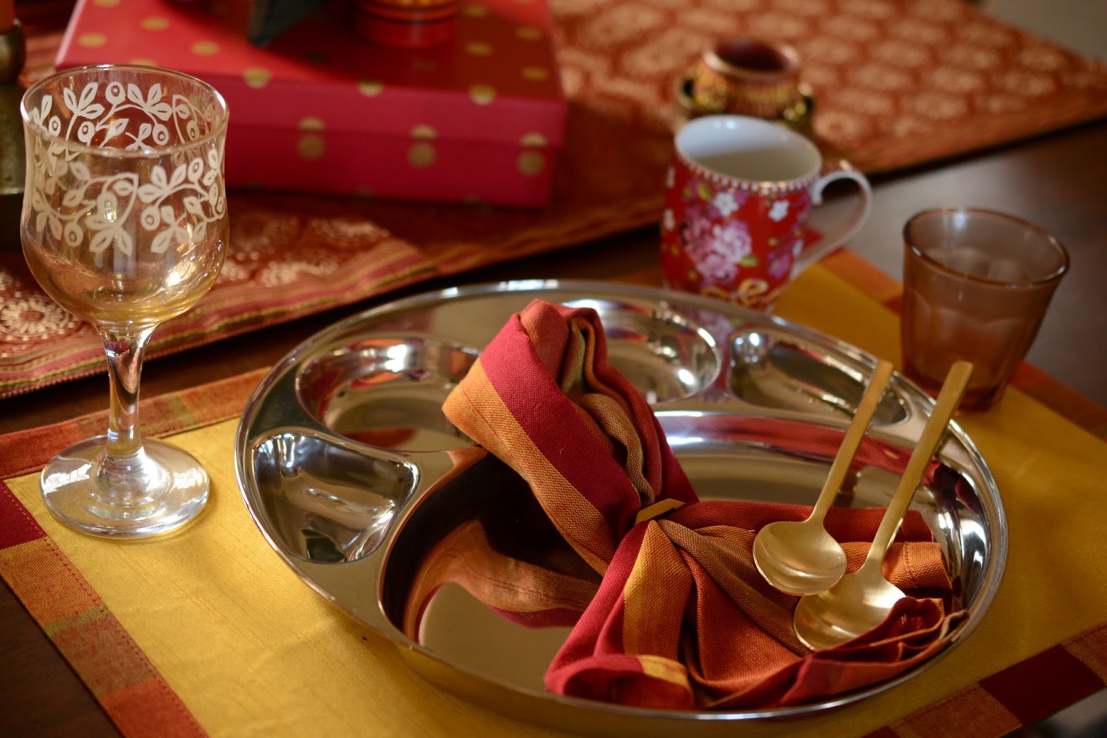 Aalayam - Colors, Cuisines and Cultures Inspired!: Diwali tablescape ...