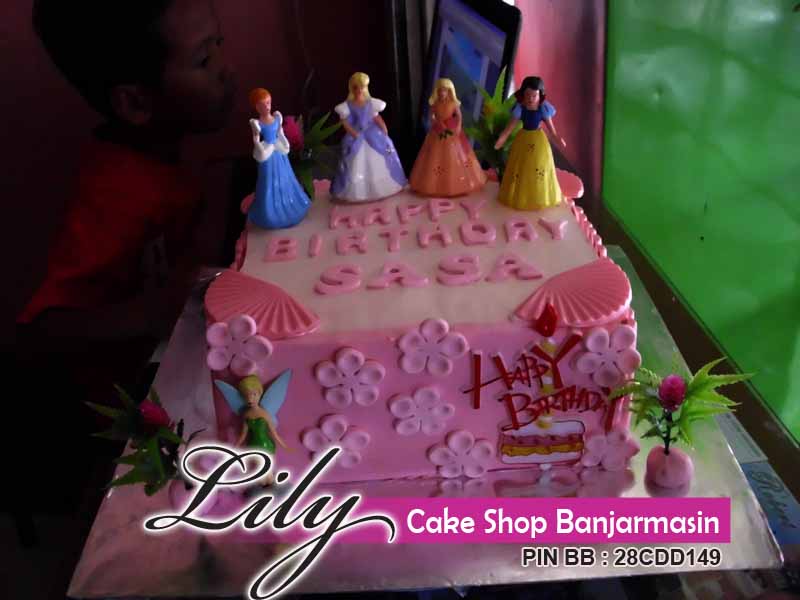 Lily Cake Shop Banjarmasin: KUE ULTAH TEMA PRINCESS