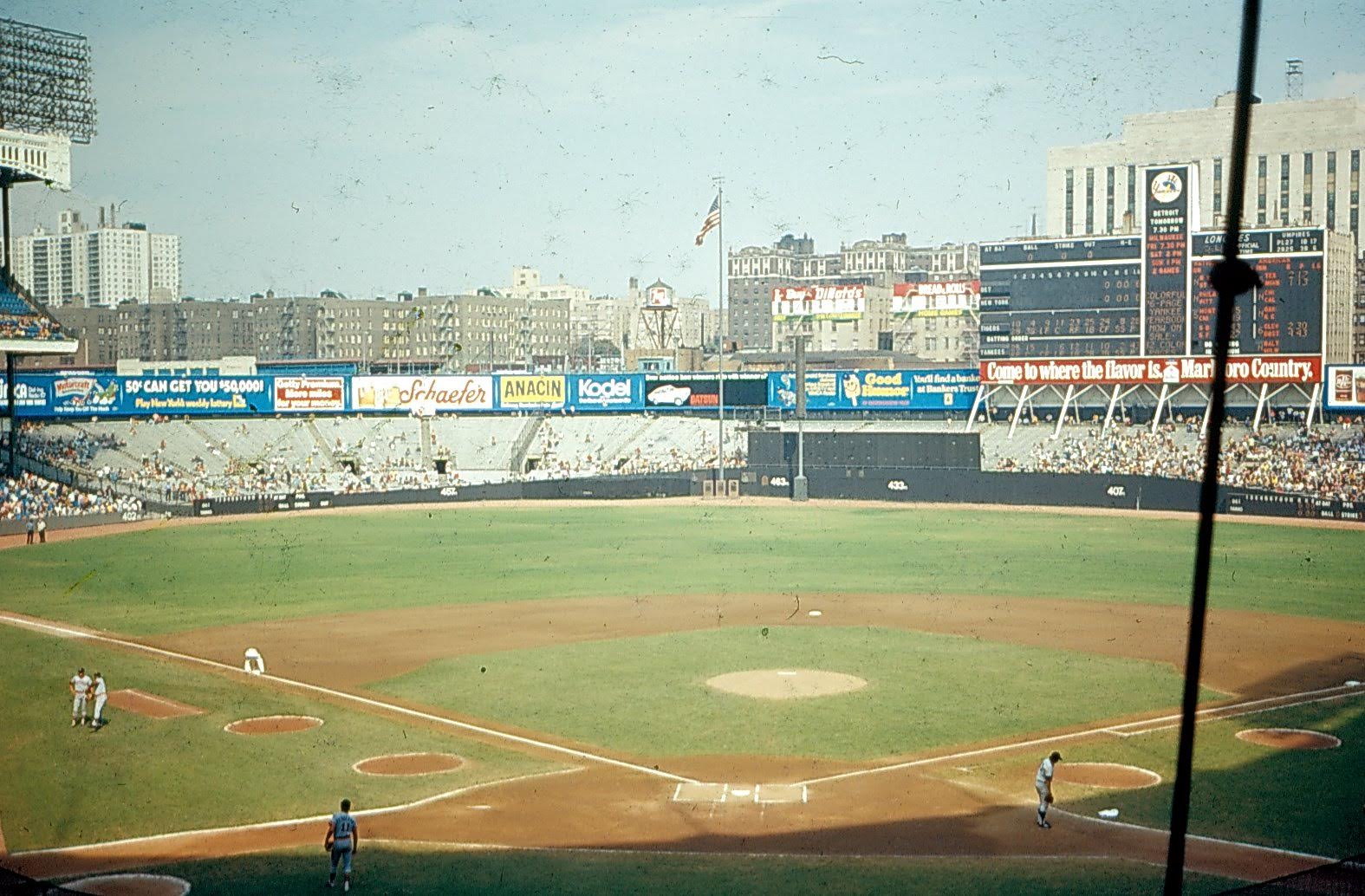 Baseball Cards Come to Life!: Vintage backgrounds: Signs behind Yankee ...