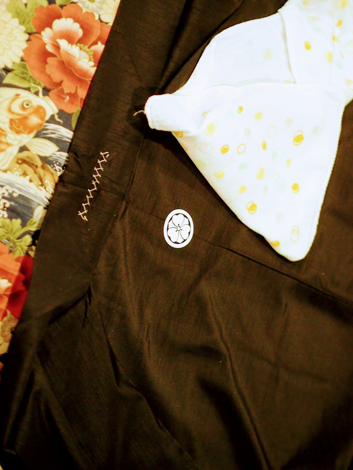 Vancouver Eishin Ryu Iaido Club: Iron-on kamon, striped hakama, kimono ...