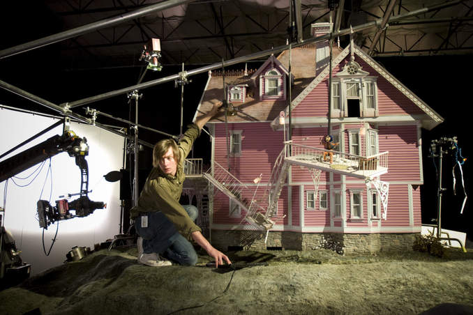 Keri's Senior Blog!: Coraline Movie Review