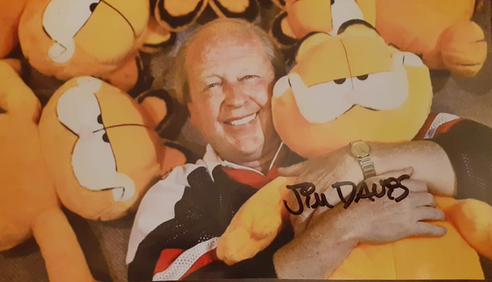 Autograph VIP: Jim Davis, an American cartoonist. Best known as the ...