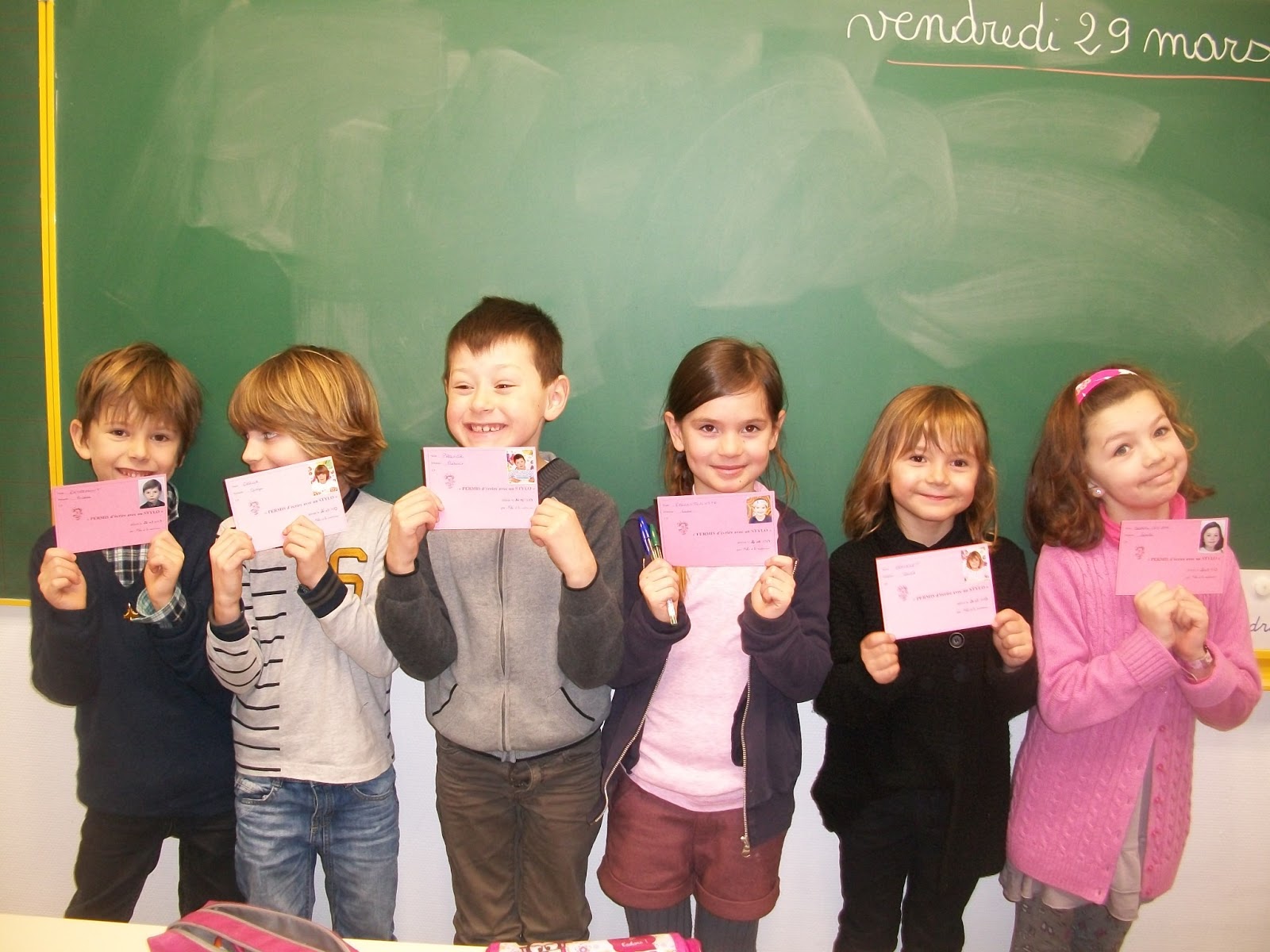 La classe de Maîtresse Claude: Les nouveaux permis stylos