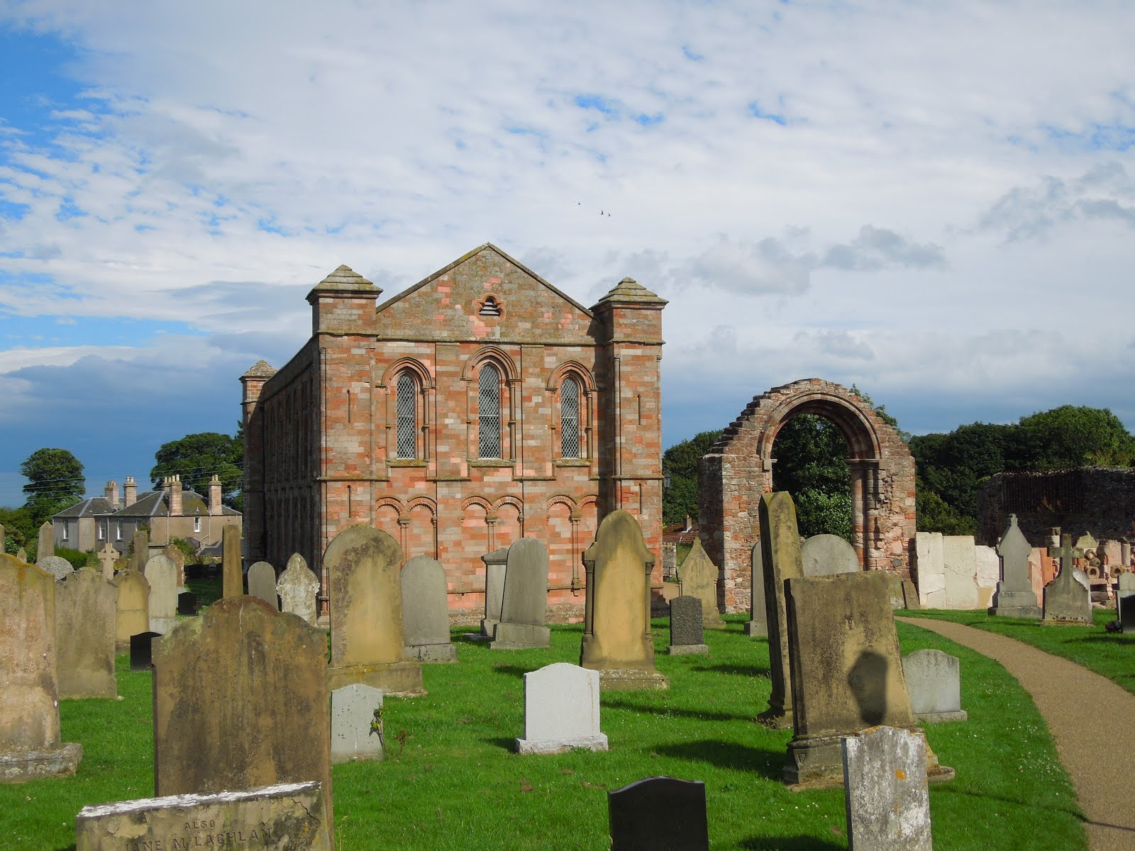 Scott and Shirley's Blog: July trip day 1 - Coldingham