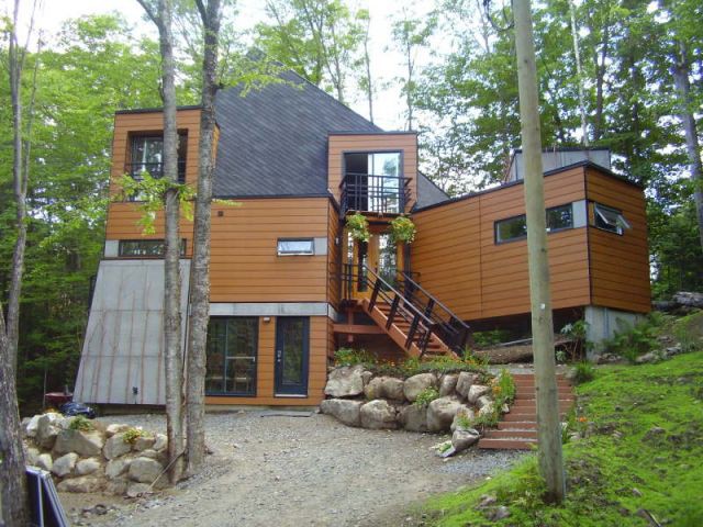 Shipping Container Homes & Buildings: 4 Bedroom Cargo Container Home ...