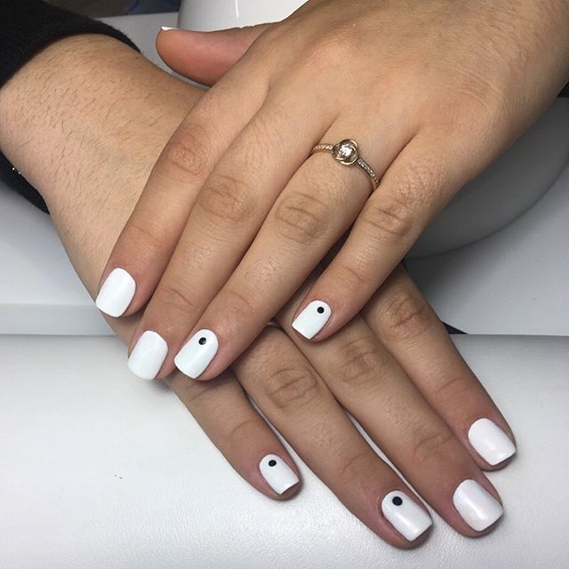 30+ Beautiful white Fall Nails Art Design for Career Women