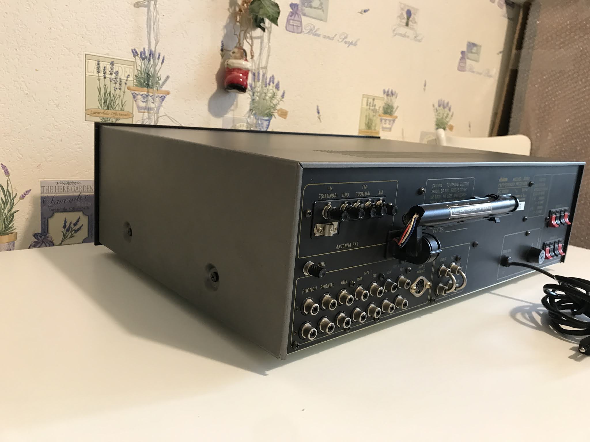 Infrequent Sound [sex.tex] technology: Deviton (De Vivanco) model 4060 ...