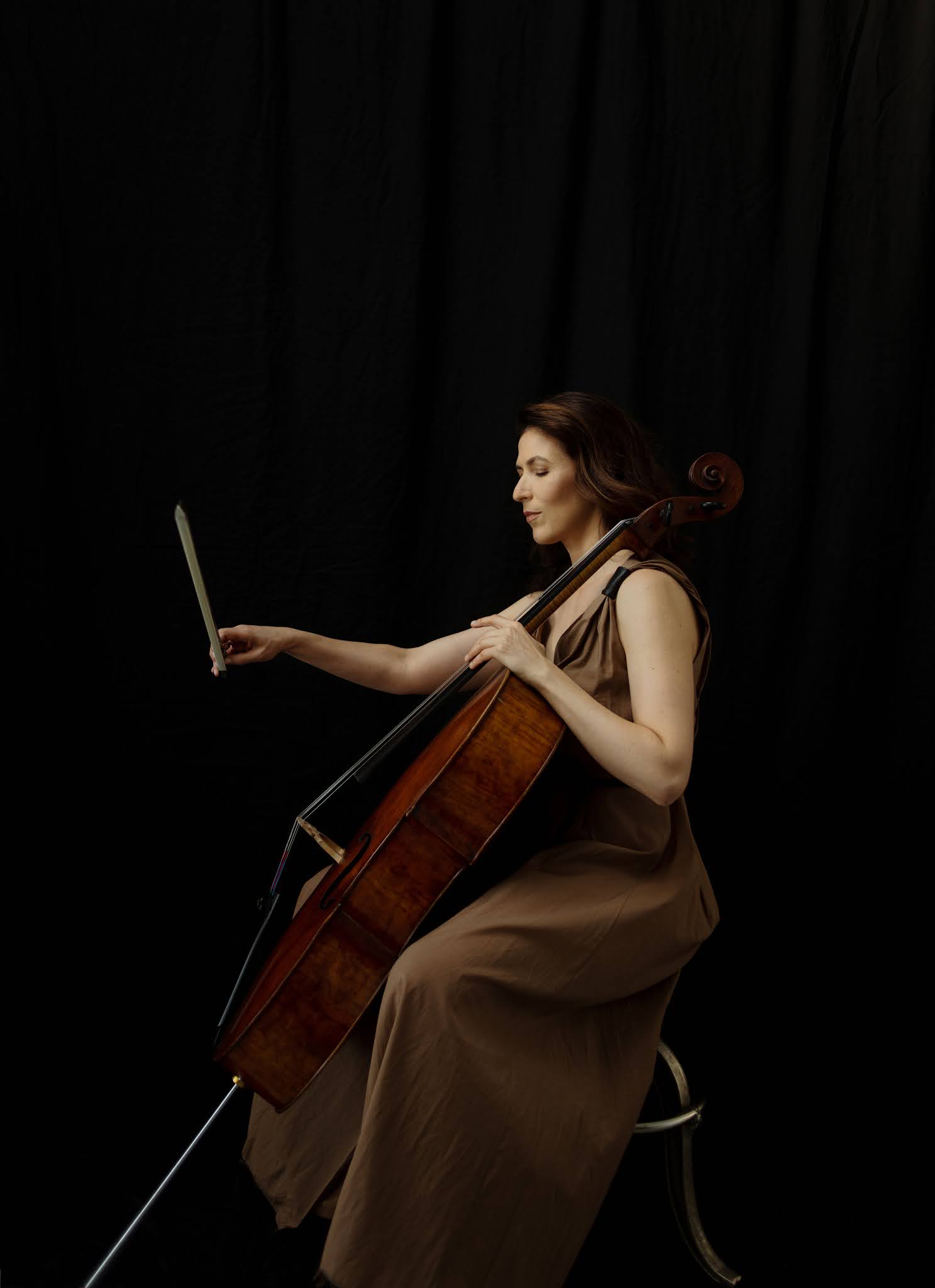 Clef Notes: Cellist Inbal Segev Premieres Cello Concerto, "Dance"