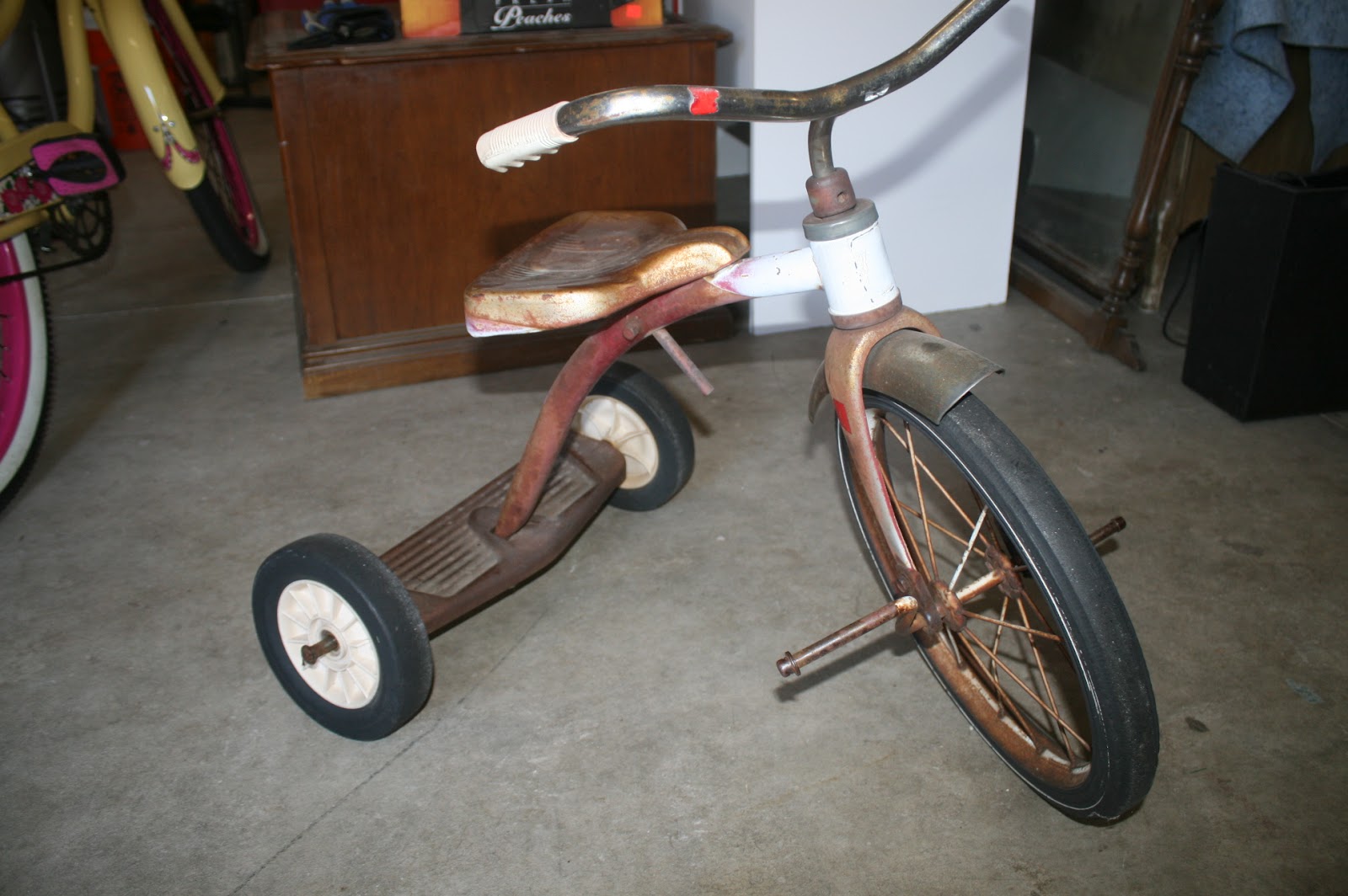 Read Between Designs: Old Iron fence, Rusty Tricycle, Chalk Paint and ...