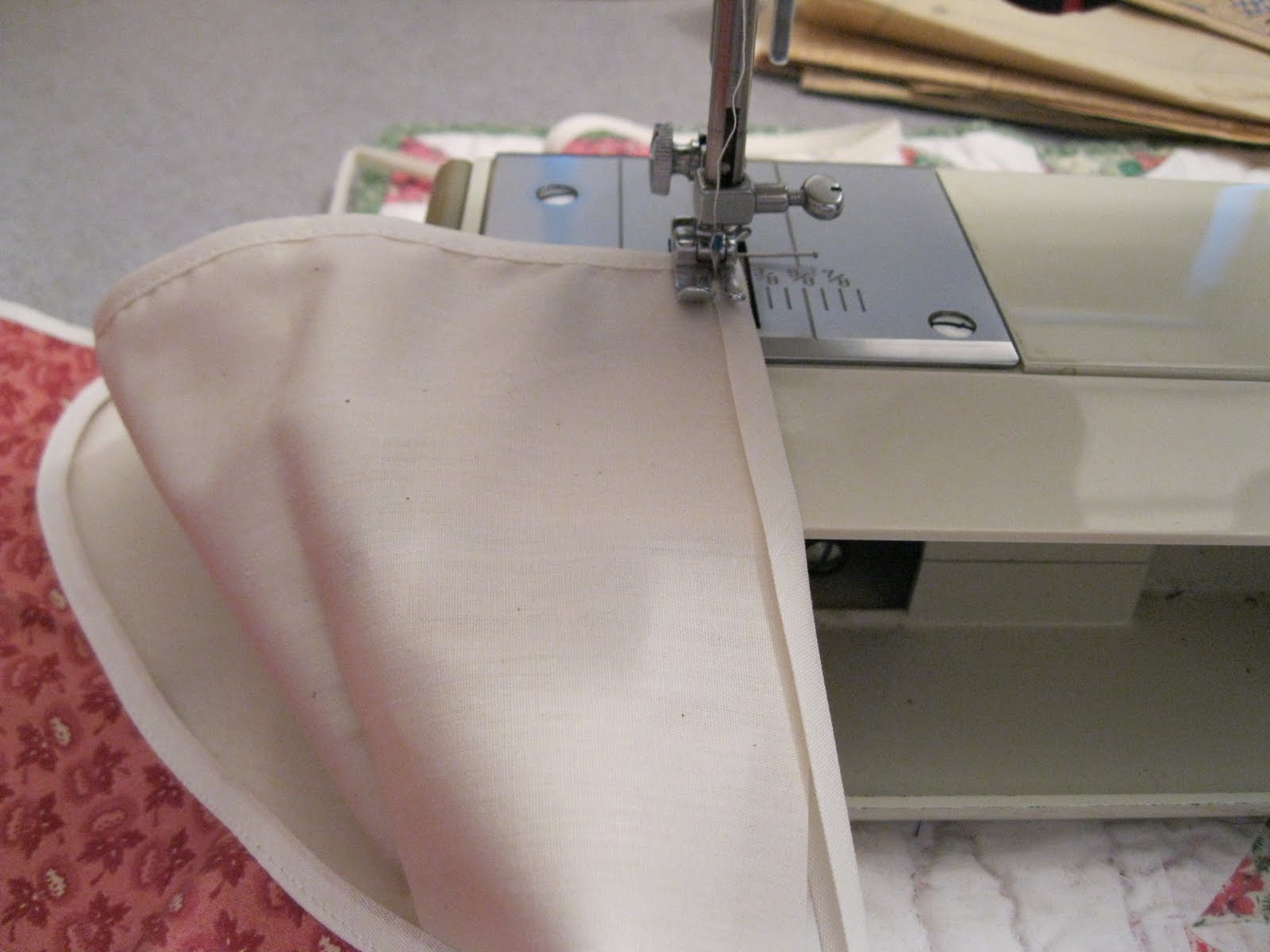 Apron History: Clothespin Apron- Free Pattern!