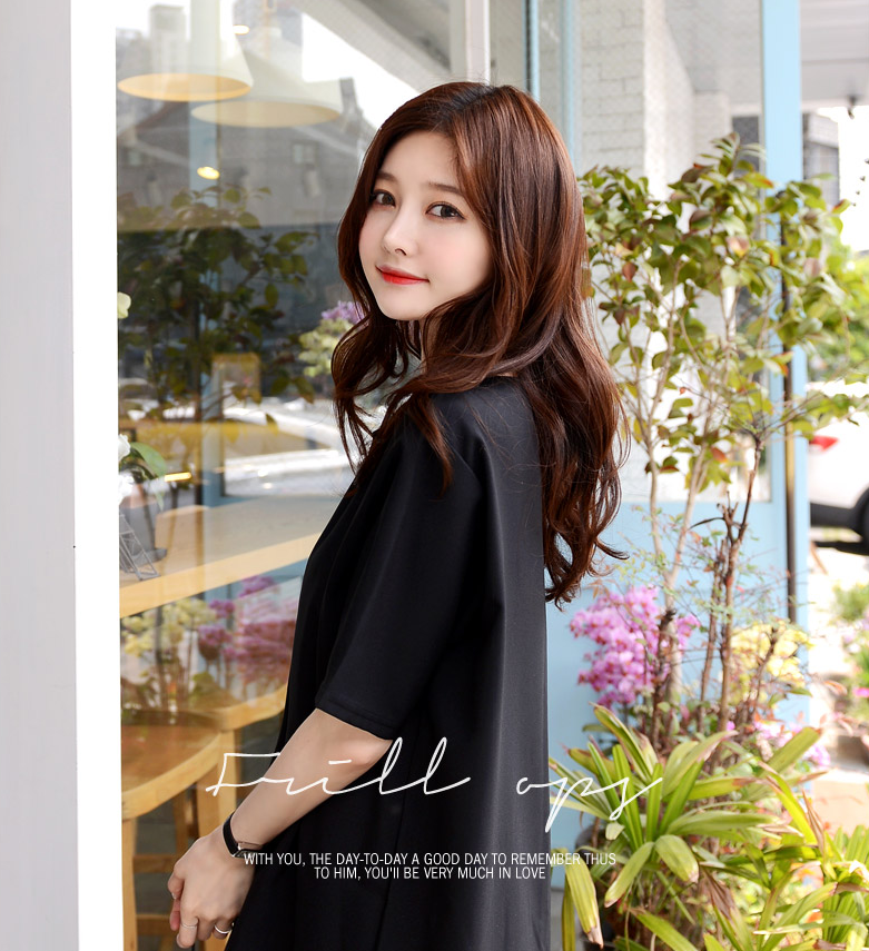 Kim Hee Jeong fashion 05-2017