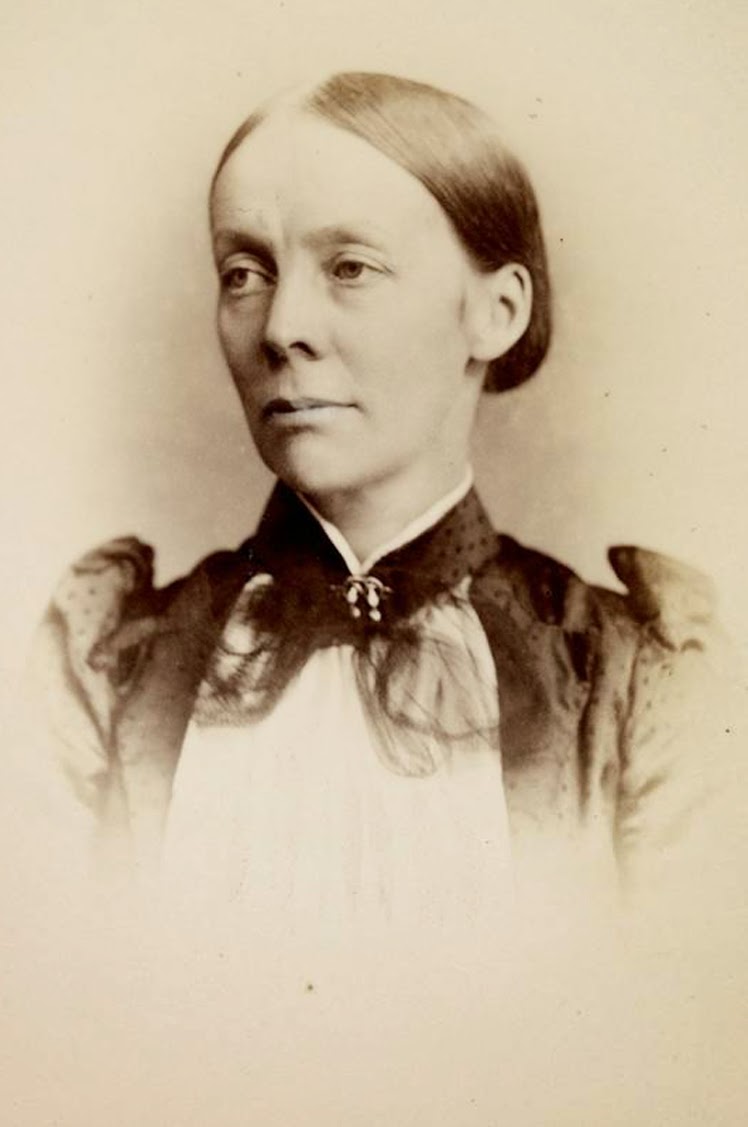 Tom Ruffles: Alice Johnson, Eric Dingwall, and their copy of Tertium Quid