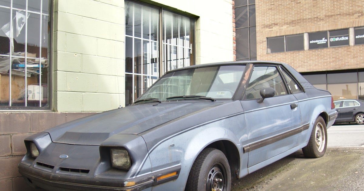 Old Parked Cars Vancouver: 1984 Ford EXP
