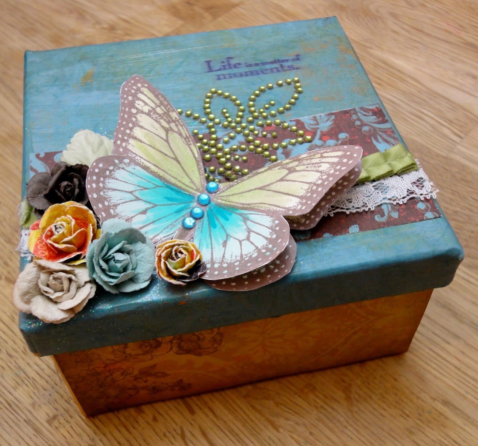 Alica's: ABAC10 - Butterfly Box