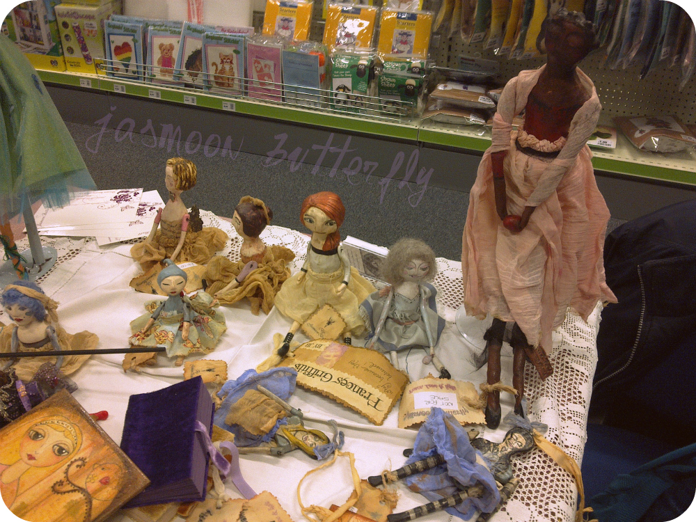 Tracey-anne's Blog: Demonstration at Hobbycraft Croydon UK