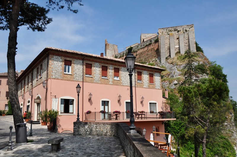 Mi Moleskine Arquitectónico: UNA MIRADA A VERUCCHIO, ITALIA