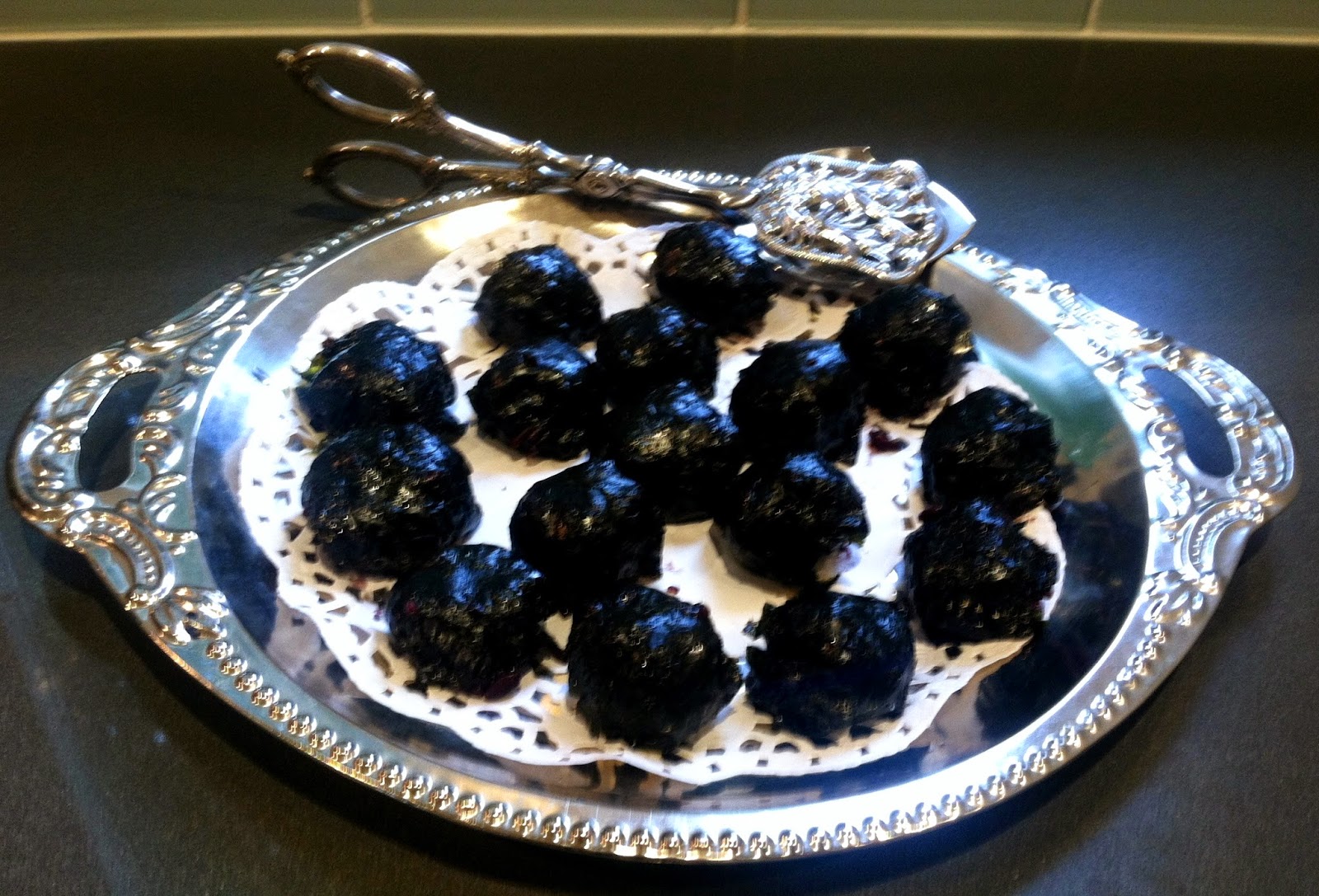 The Superfoods Girl: Nori Bon Bons- Guest Blog from Mom!
