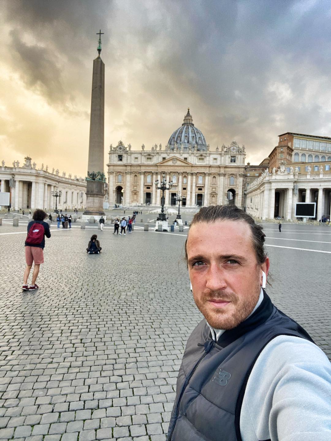 Il Sentiero Alternativo: Alex Tucci di corsa Sul Cammino di San Tommaso ...