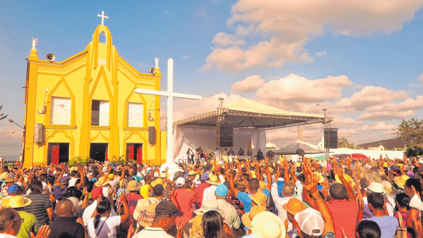 500 mil pessoas são esperadas na Romaria de Finados em Juazeiro ... 500 mil pessoas são esperadas na Romaria de Finados em Juazeiro ...
