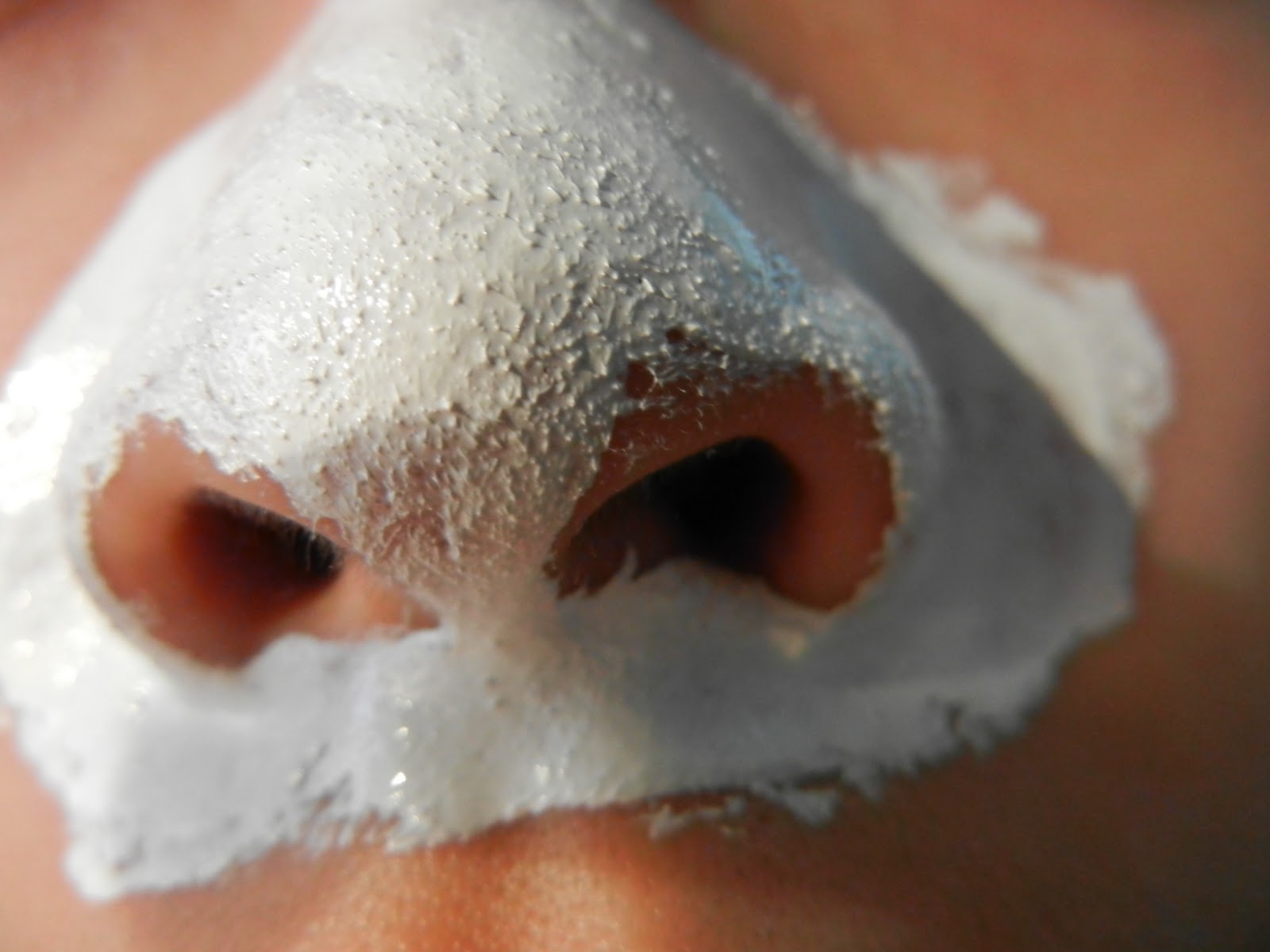 kawaeekiwi: THE FACE SHOP: White Mud Nose Pack